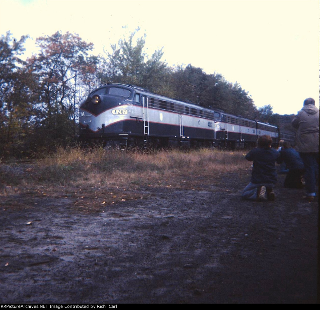 NJT 4267 on "Queen of The Valley" fan trip